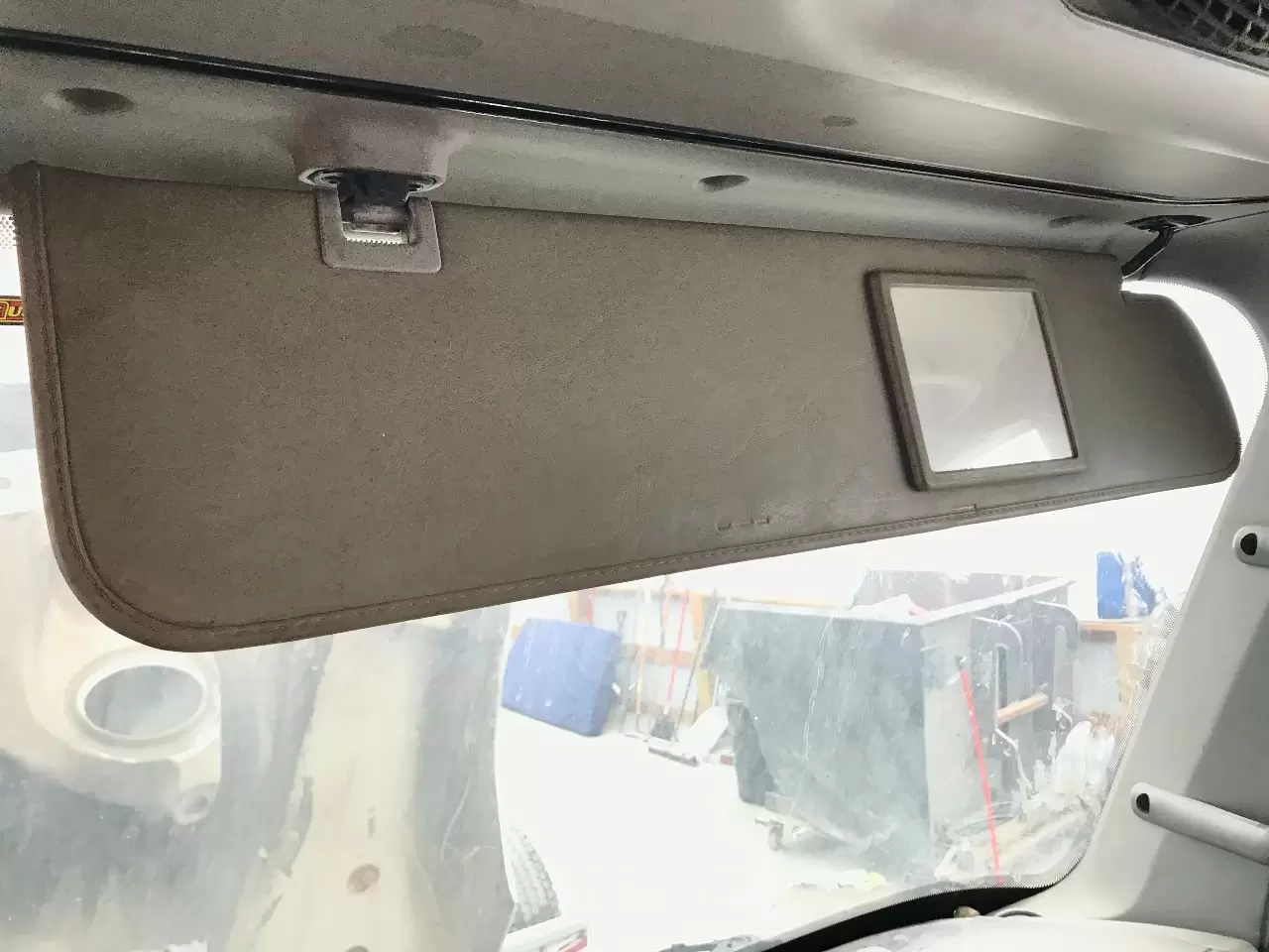 2000 freightliner century interior parts store