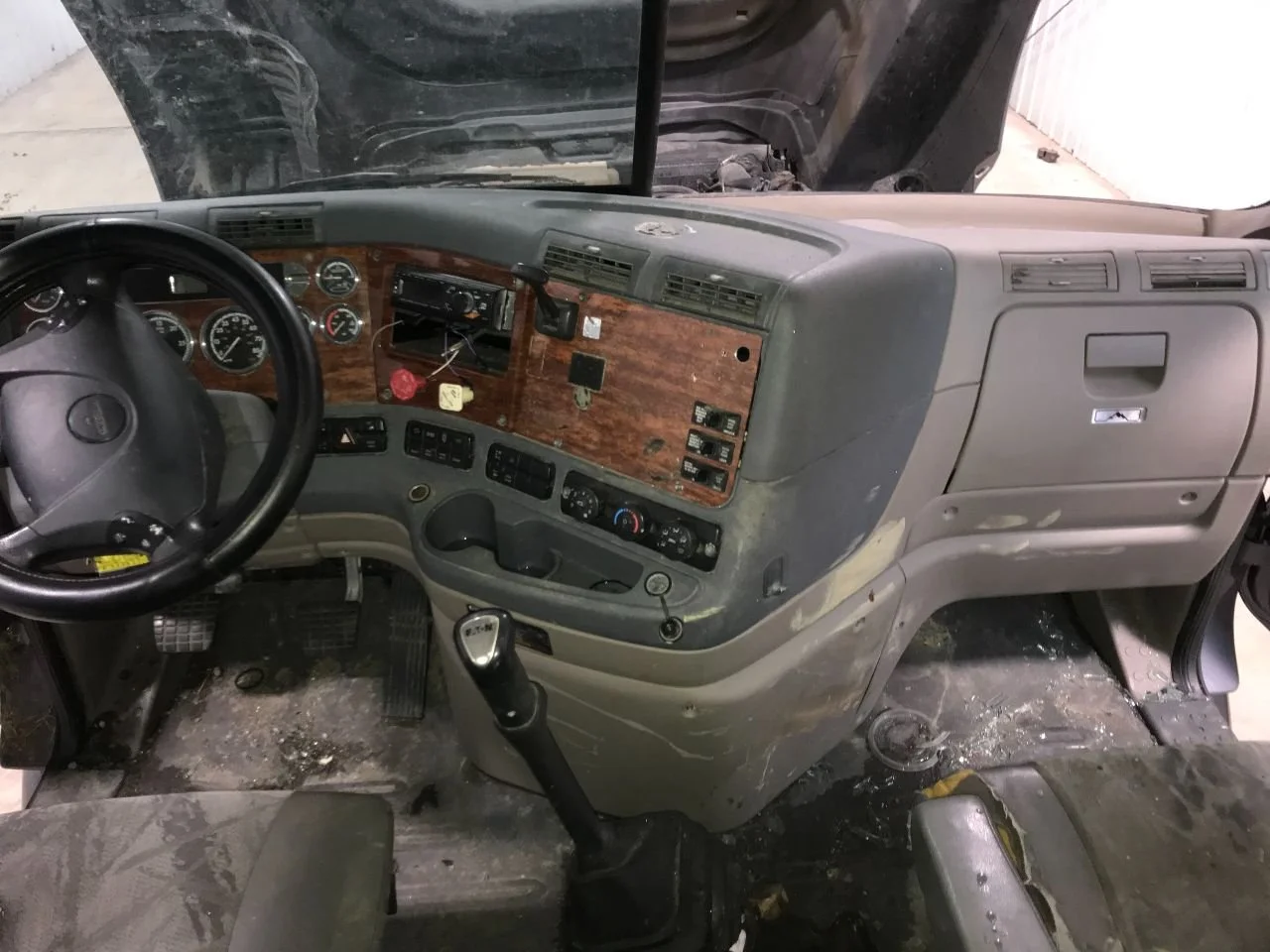 Freightliner Cascadia Dash