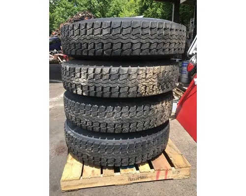 11R22.5 Tire and Rim in Enfield, CT #13466