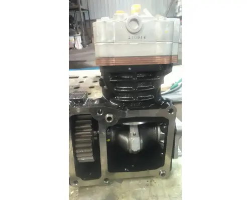 BENDIX BA-921 AIR COMPRESSOR OEM# BXK044642SC1 in Toledo, OH #2384935
