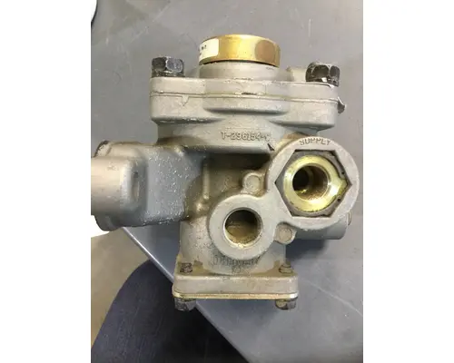 BENDIX MISC Brake Parts, Misc. Rear OEM# BW 103081 in UMATILLA, OR $150 ...