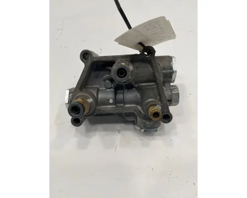 BENDIX TP-5 Brake Air Valve OEM# K066311 in Dorr, MI $191.00 #361-10769