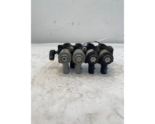 BENDIX Brake Air Valve OEM# K065229 in Dorr, MI #361-10806