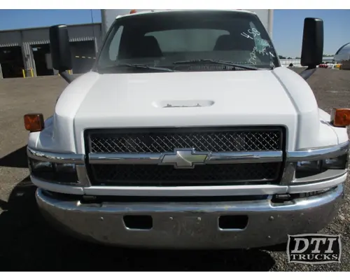 CHEVROLET C4500 Bumper Assembly, Front in Denver, CO #16405