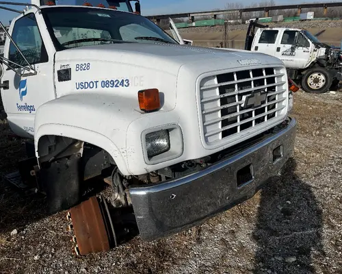 CHEVROLET C7500 Hood in KANSAS CITY, MISSOURI #2540