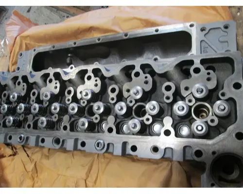 CUMMINS ISB 6.7L DEF Engine Cylinder Head OEM# 3977221 in Dorr, MI ...