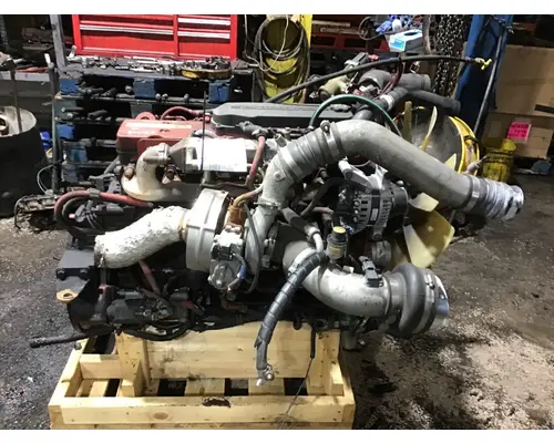 CUMMINS ISB6.7 Engine Assembly in CHICAGO HEIGHTS, IL #67680