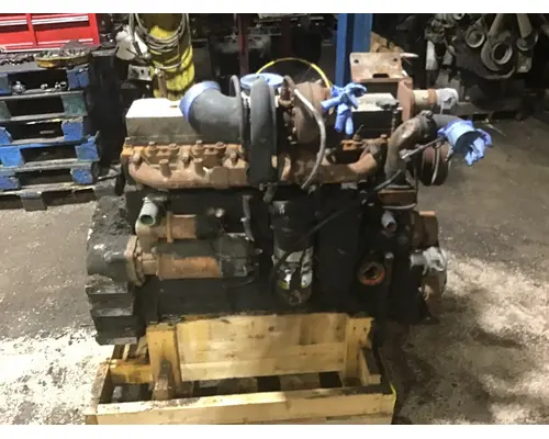 CUMMINS ISC Engine Assembly OEM# CM554 in CHICAGO HEIGHTS, IL #W-9489