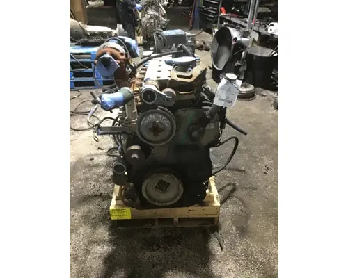 CUMMINS ISC Engine Assembly OEM# CM554 in CHICAGO HEIGHTS, IL #W-9490