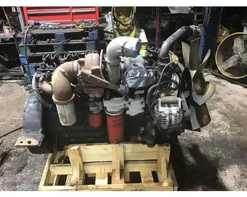 CUMMINS ISC Engine Assembly OEM# CM554 in CHICAGO HEIGHTS, IL #W-9516