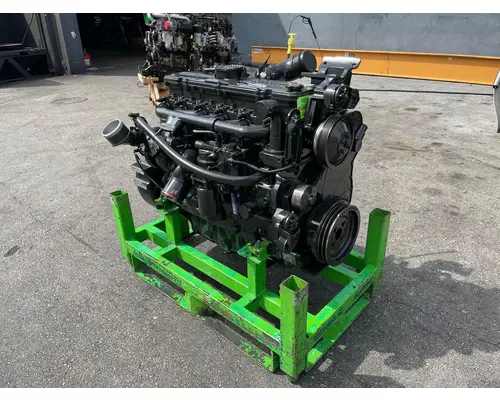 CUMMINS ISC Engine Assembly in HIALEAH, FL #005088