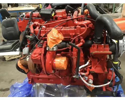 CUMMINS ISL9 Engine Assembly OEM# CM 2350 in CHICAGO HEIGHTS, IL #W-8387