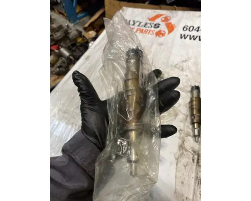CUMMINS ISX Fuel Injector OEM# 2872405 in Abbotsford, BRITISH COLUMBIA ...