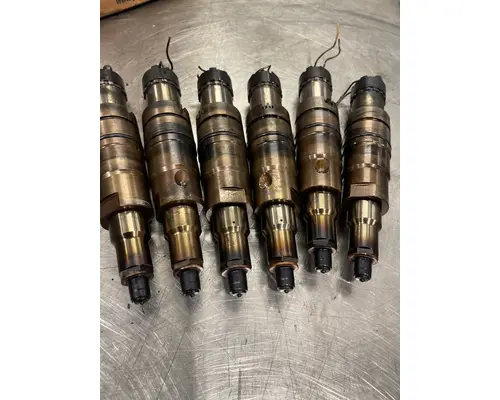 CUMMINS ISX Fuel Injector OEM# 4327147 in Abbotsford, BRITISH COLUMBIA ...