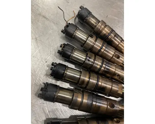 CUMMINS ISX Fuel Injector OEM# 4327147 in Abbotsford, BRITISH COLUMBIA ...