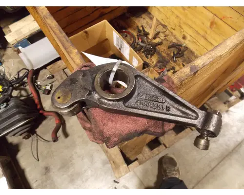 CUMMINS ISX Rocker Arm OEM# 4059351 in Holland, MI $45.00 #18162