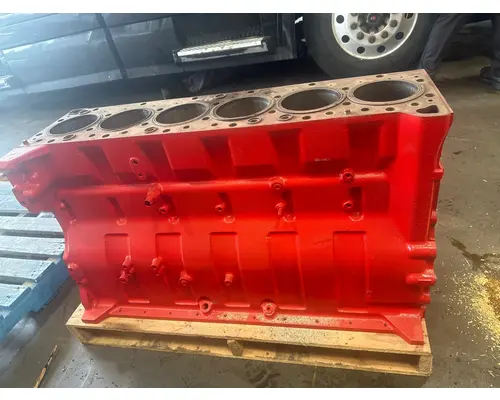 CUMMINS Cylinder Block in Abbotsford, BRITISH COLUMBIA #37679