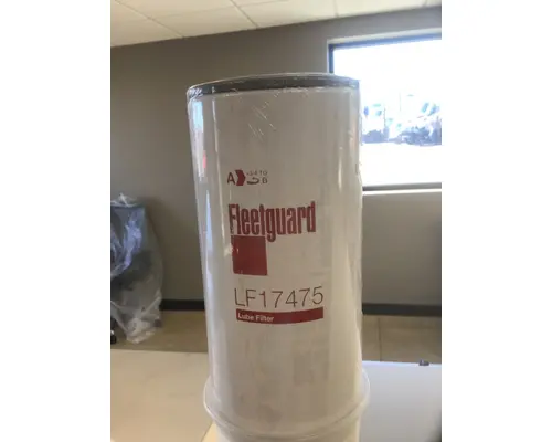 CUMMINS OIL FILTER MISC OEM# LF17475 in Holland, MI #80840