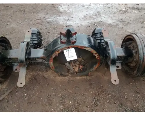 Eaton RS461 Axle Housing (Rear) OEM# 307898 in Enfield, CT $1,500.00 #6633