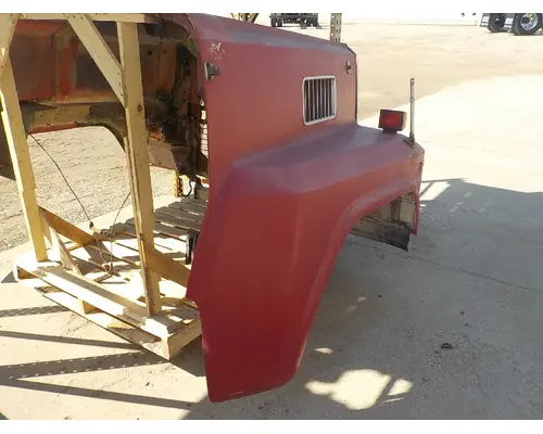 FORD LTL9000 Hood in Westland, MI #88487