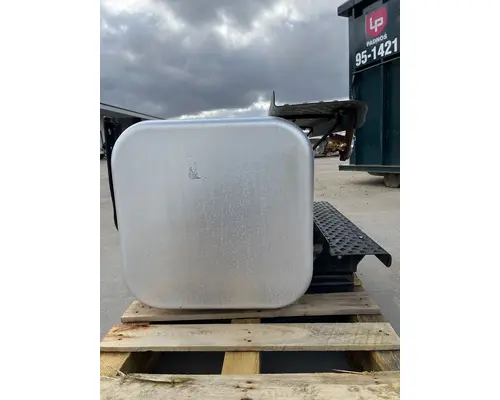 FREIGHTLINER Business Class M2 Fuel Tank OEM# A0335654200 in Dorr, MI ...