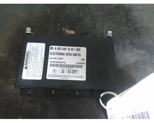 FREIGHTLINER CASCADIA 113 CHASSIS CONTROL MODULE..CCM OEM# A0034461002 ...