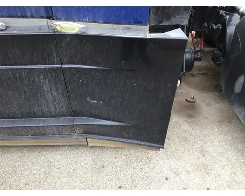 FREIGHTLINER CASCADIA 125 CAB SKIRT/SIDE FAIRING in Toledo, OH #2202322