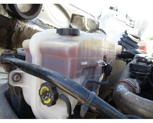 FREIGHTLINER CASCADIA 125 RADIATOR OVERFLOW TANK in Tampa, FL $150.24 ...
