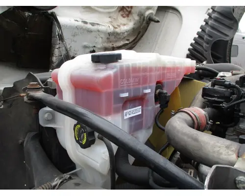 FREIGHTLINER CASCADIA 125 RADIATOR OVERFLOW TANK in Tampa, FL $125.00 ...