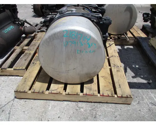 FREIGHTLINER CASCADIA 126 FUEL TANK in Tampa, FL #2181714