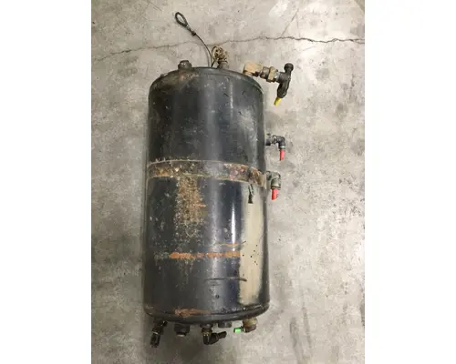 FREIGHTLINER CASCADIA Air Tank OEM# 12-25693-000 in Abbotsford, BRITISH ...