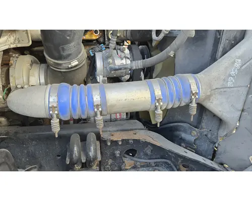 FREIGHTLINER CASCADIA Air Transfer Tube in KANSAS CITY, MISSOURI $100. ...