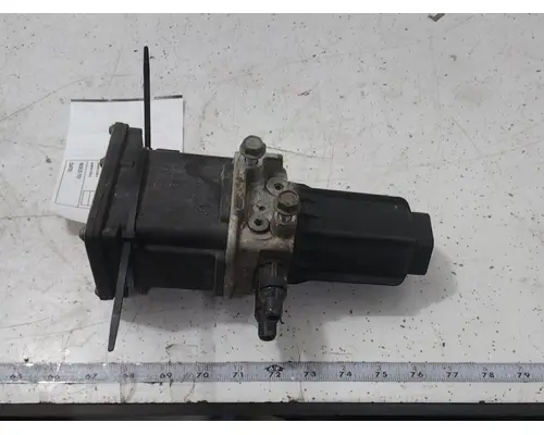 FREIGHTLINER CASCADIA DEF Tank Parts in Holland, MI $50.00 #82685