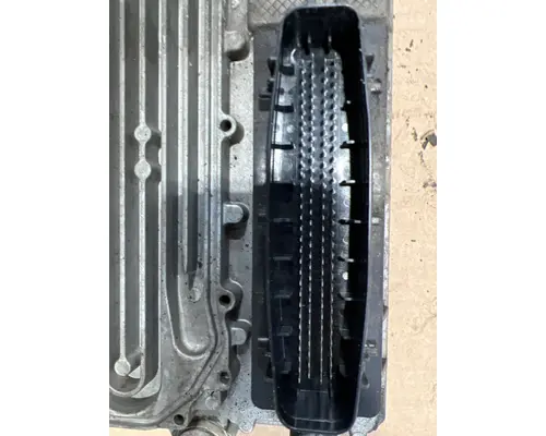 FREIGHTLINER CASCADIA MCM OEM# A0014465835 in Abbotsford, BRITISH ...