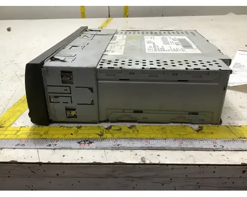 FREIGHTLINER CASCADIA Radio OEM# 24137737 in Holland, MI $80.00 #86608