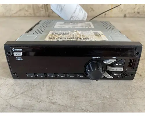 FREIGHTLINER CASCADIA Radio OEM# 24137735 A22-74385-000 in Grand Rapids ...