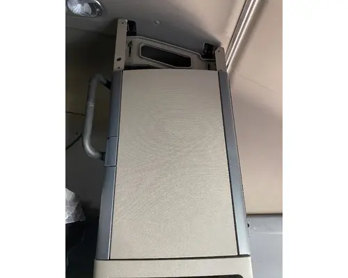 FREIGHTLINER CASCADIA Sleeper Cabinet in KANSAS CITY, MISSOURI $200.00 ...