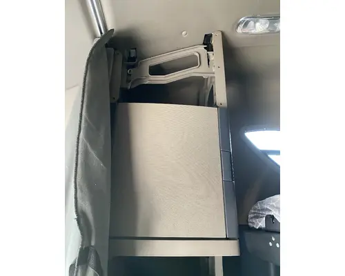 FREIGHTLINER CASCADIA Sleeper Cabinet in KANSAS CITY, MISSOURI $200.00 ...