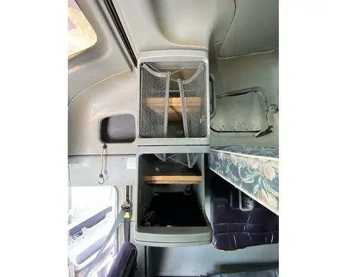 FREIGHTLINER CENTURY CLASS 120 Sleeper Cabinet in KANSAS CITY, MISSOURI ...