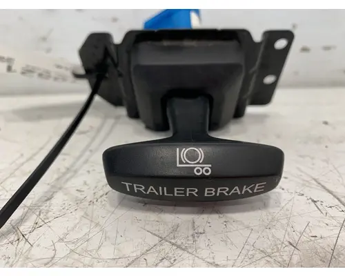 FREIGHTLINER Cascadia Brake Air Valve OEM# 7267413 in Dorr, MI #361-10521