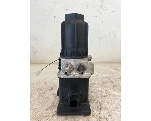 FREIGHTLINER Cascadia DPF (Diesel Particulate Filter) OEM# A0001404078 ...