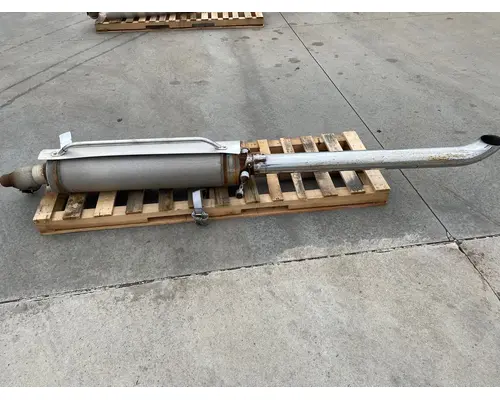 FREIGHTLINER Columbia Exhaust & Muffler OEM# E0412921063 in Dorr, MI ...