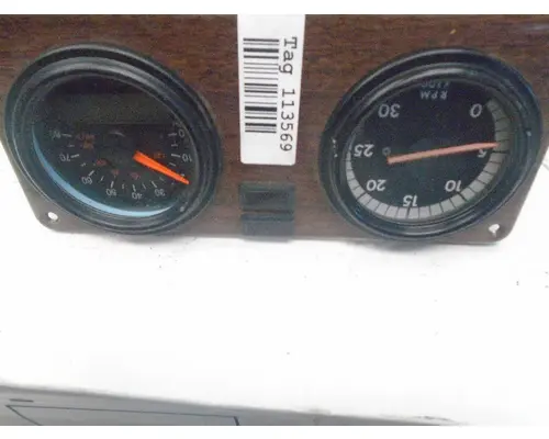 FREIGHTLINER FLD_A22-38915 Tachometer in Alamo, Texas #113569
