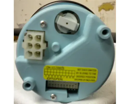 FREIGHTLINER FLD120 CLASSIC GAUGE SPEEDOMETER in Portland, OR #SPD 49864