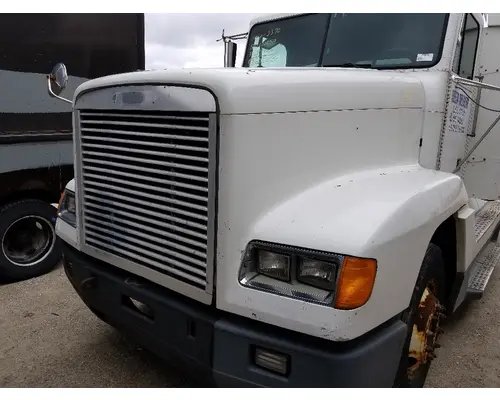 FREIGHTLINER FLD120 HOOD in Watseka, IL #2000578