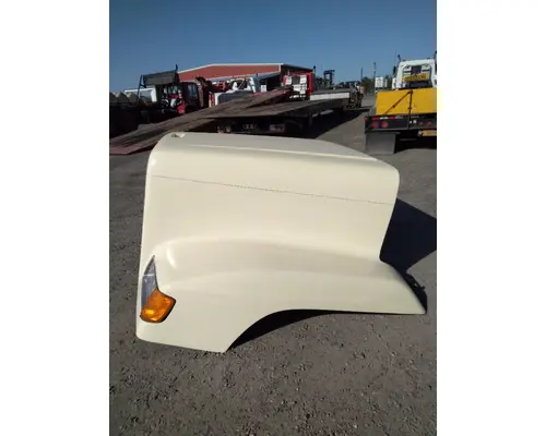 FREIGHTLINER FLD120 Hood OEM# A17-12443-000 in UMATILLA, OR #HOODRX-107