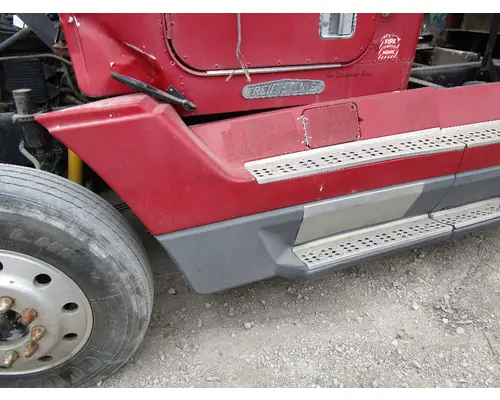 FREIGHTLINER FLD120 Side Fairing in CRANDALL, TX $250.00 #36088