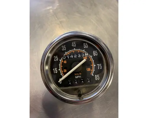 FREIGHTLINER FLD Gauges (all) in UMATILLA, OR #28031