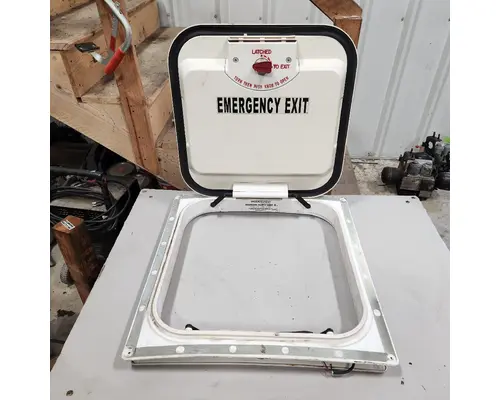 FREIGHTLINER FS65 Roof Hatches OEM# A800575, 2688 in BIG LAKE, MN #21H ...