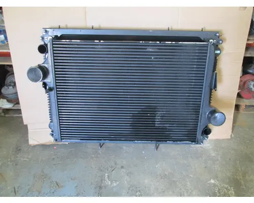 FREIGHTLINER Motorhome Chassis Radiator OEM# VAB1040409 in Dorr, MI ...